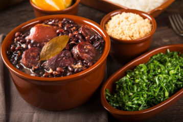 La Feijoada : Un Festin Chaud et Copieux - Cuisine du Mboa